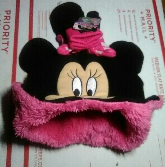 Disney | Accessories | Disney Minnie Mouse Hat Mittens Set | Poshmark